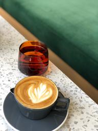 Café éclair | Th3rdwave Montréal