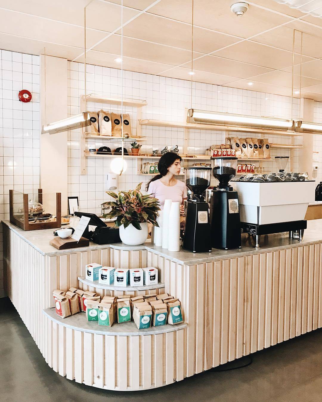 Café Larue & Fils | St-Zotique | Th3rdwave Montréal