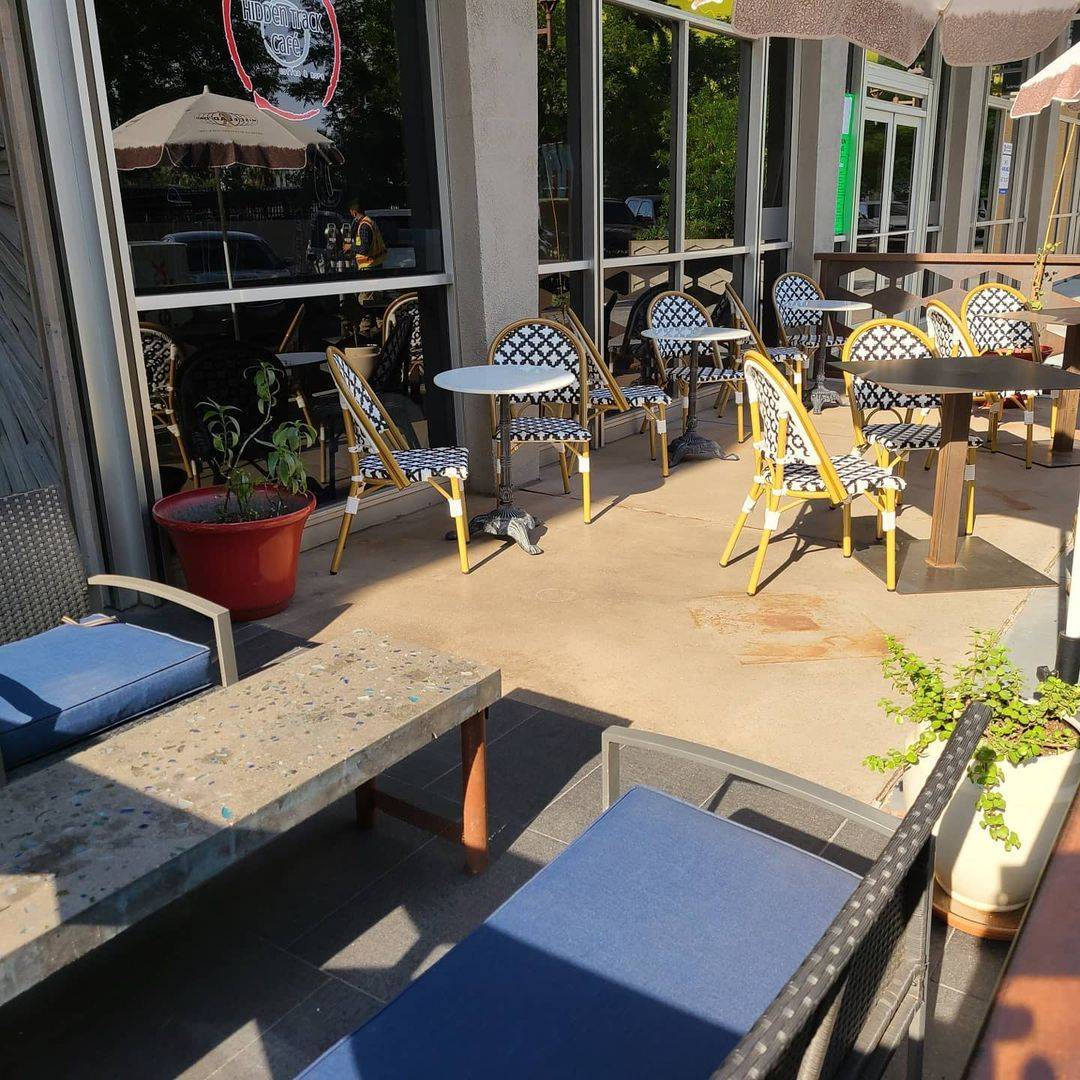 Hidden Track Café | Th3rdwave