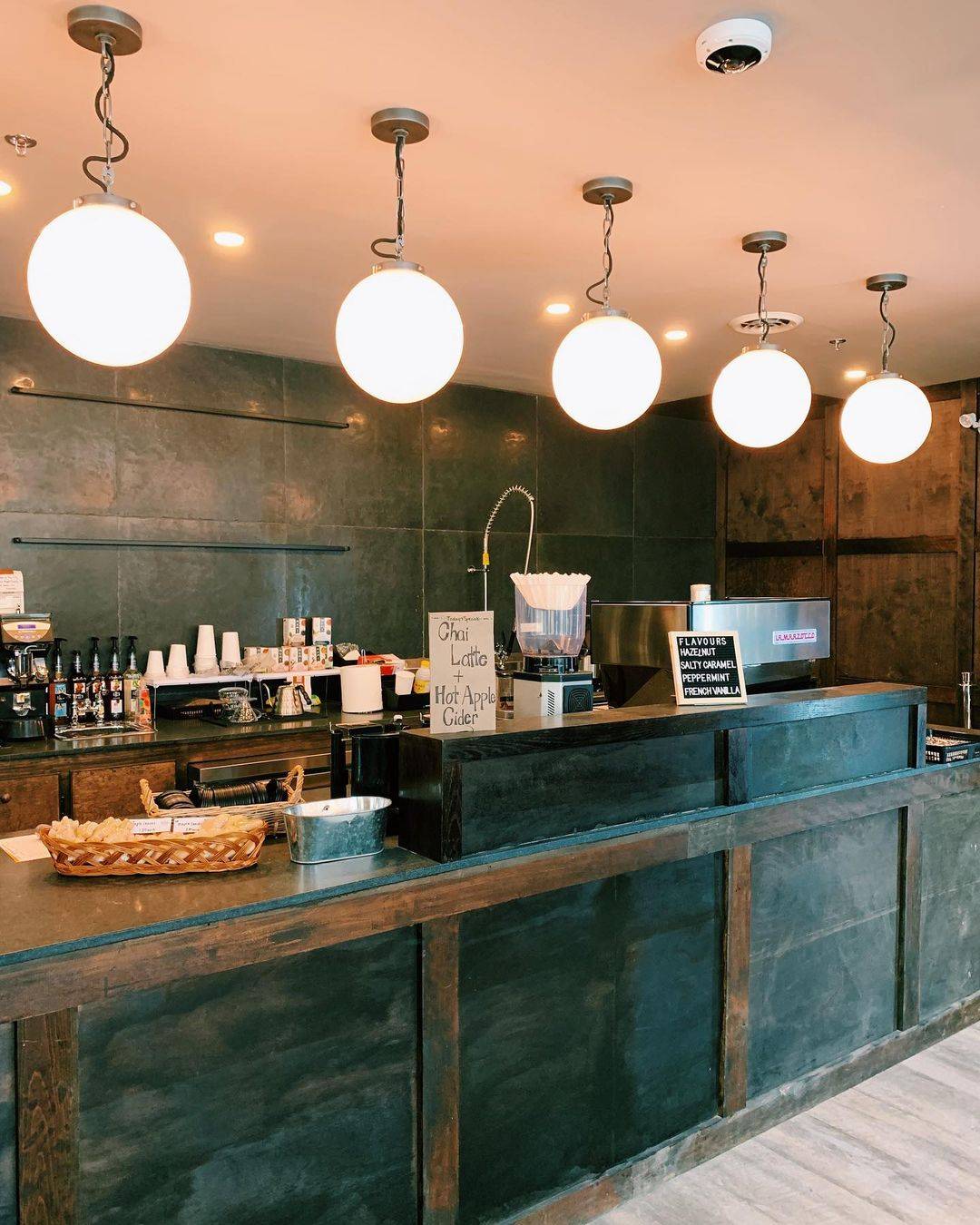 Noggins on Coburg | Th3rdwave Halifax