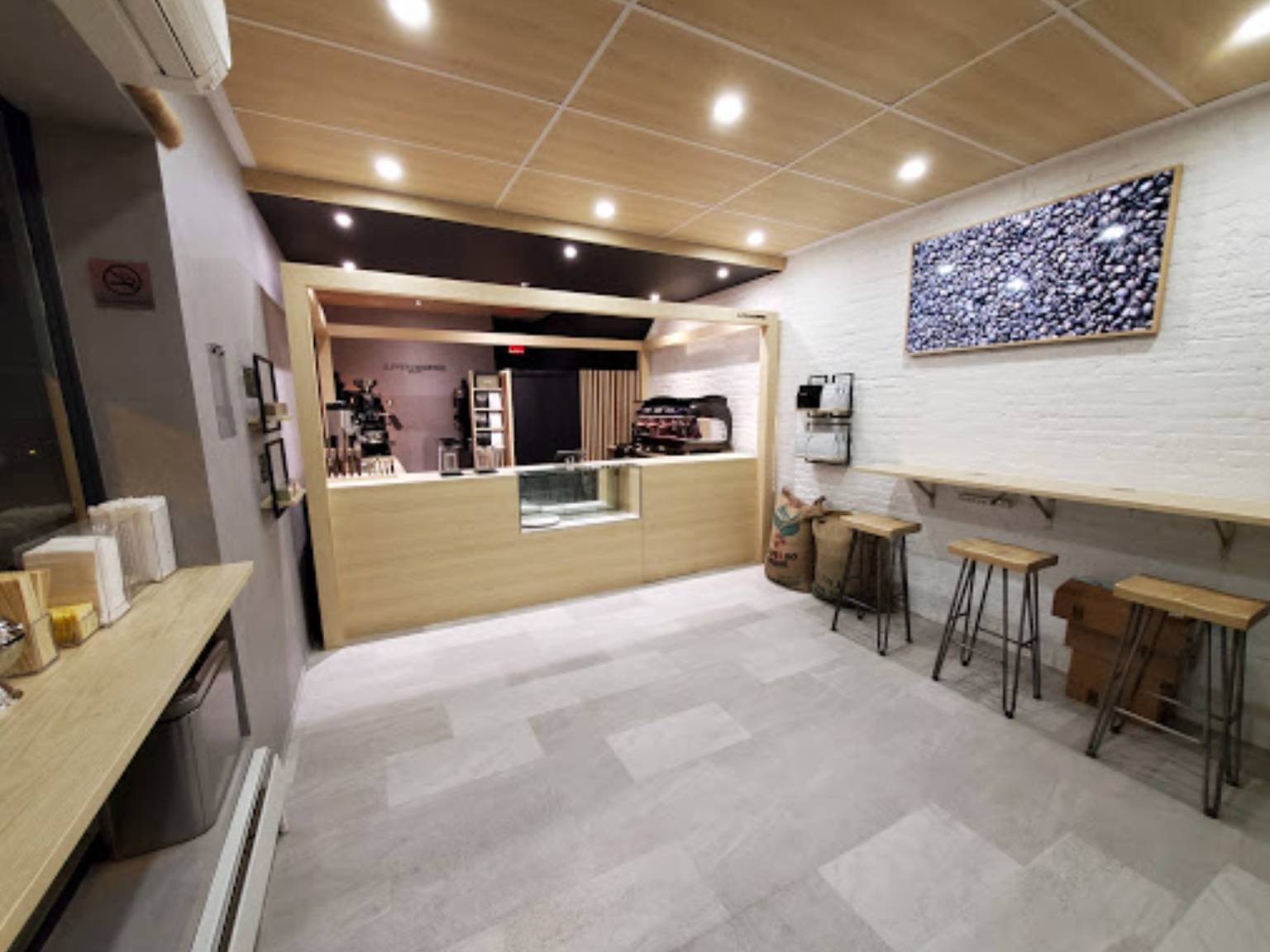 Suprema Coffee Roastery | Th3rdwave